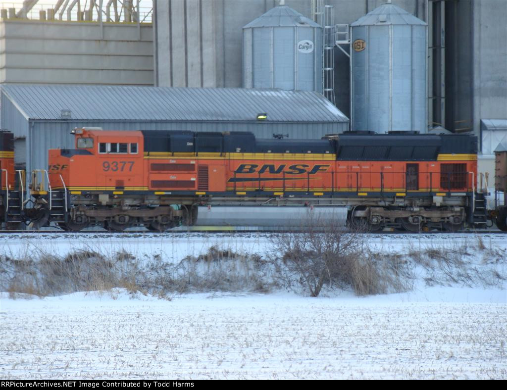 BNSF 9377